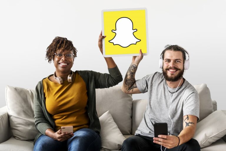 How to Easily Create a Customized Snapchat QR Code