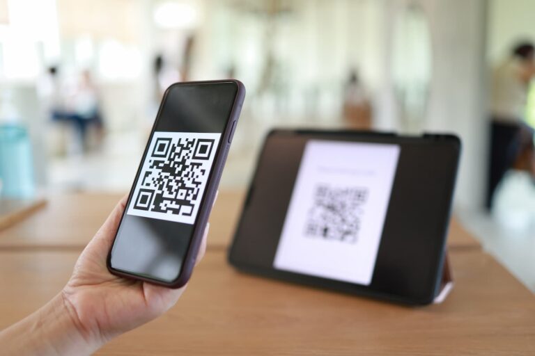 Why Is My QR Code Blurry and How to Fix It? | QR.io Blog
